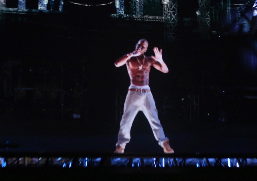 متن و ترجمه آهنگ Ghost از توپاک شکور + پخش آنلاین و دانلود